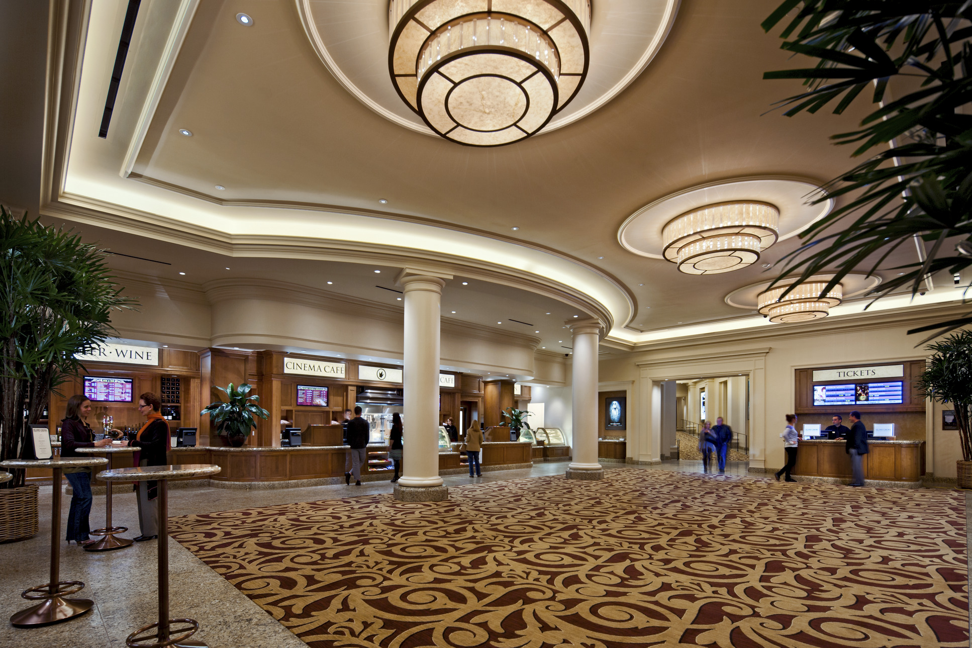 Theater Architects Orange County | Island Cinema Newport - RDC