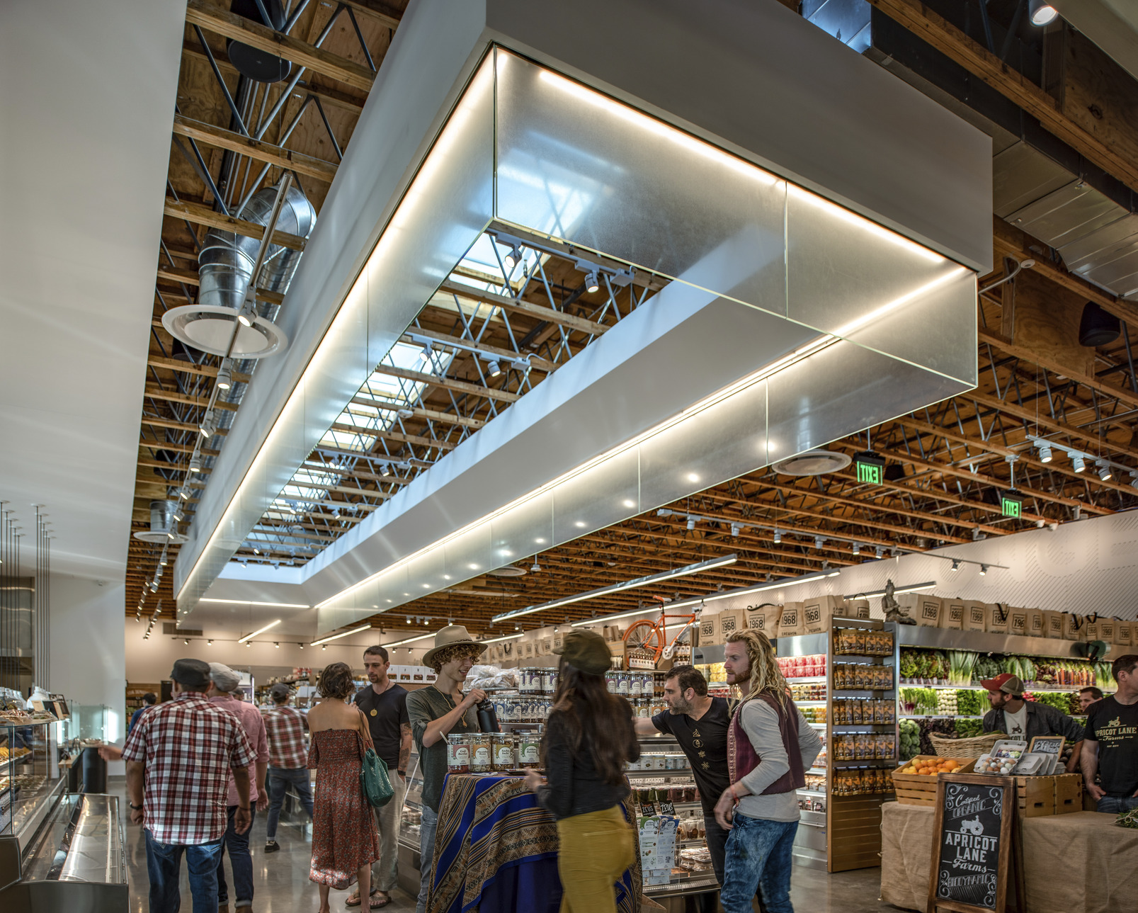 Erewhon Los Angeles County | Grocery Architects Santa Monica - RDC