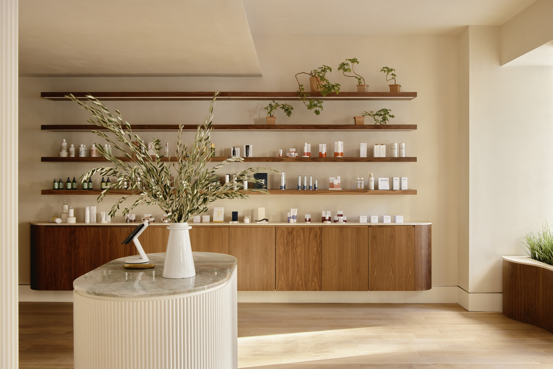 Retail Interior Design | New York | Sage + Sound - RDC Architects